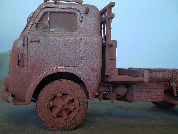 "Oficina Aberta - Catálogo de Miniaturas do Caminhão FNM D 11000 V-5 Standard"