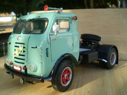 Oficina Aberta - Miniatura de FNM D 11.000 Personalizada