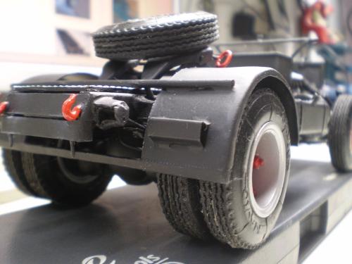 Oficina Aberta - Miniatura de FNM D 11.000 Personalizada